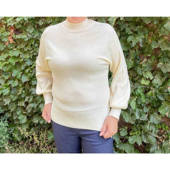 Gilli | Sweaters | New Gilli Ava Sweater In Cream | Poshmark